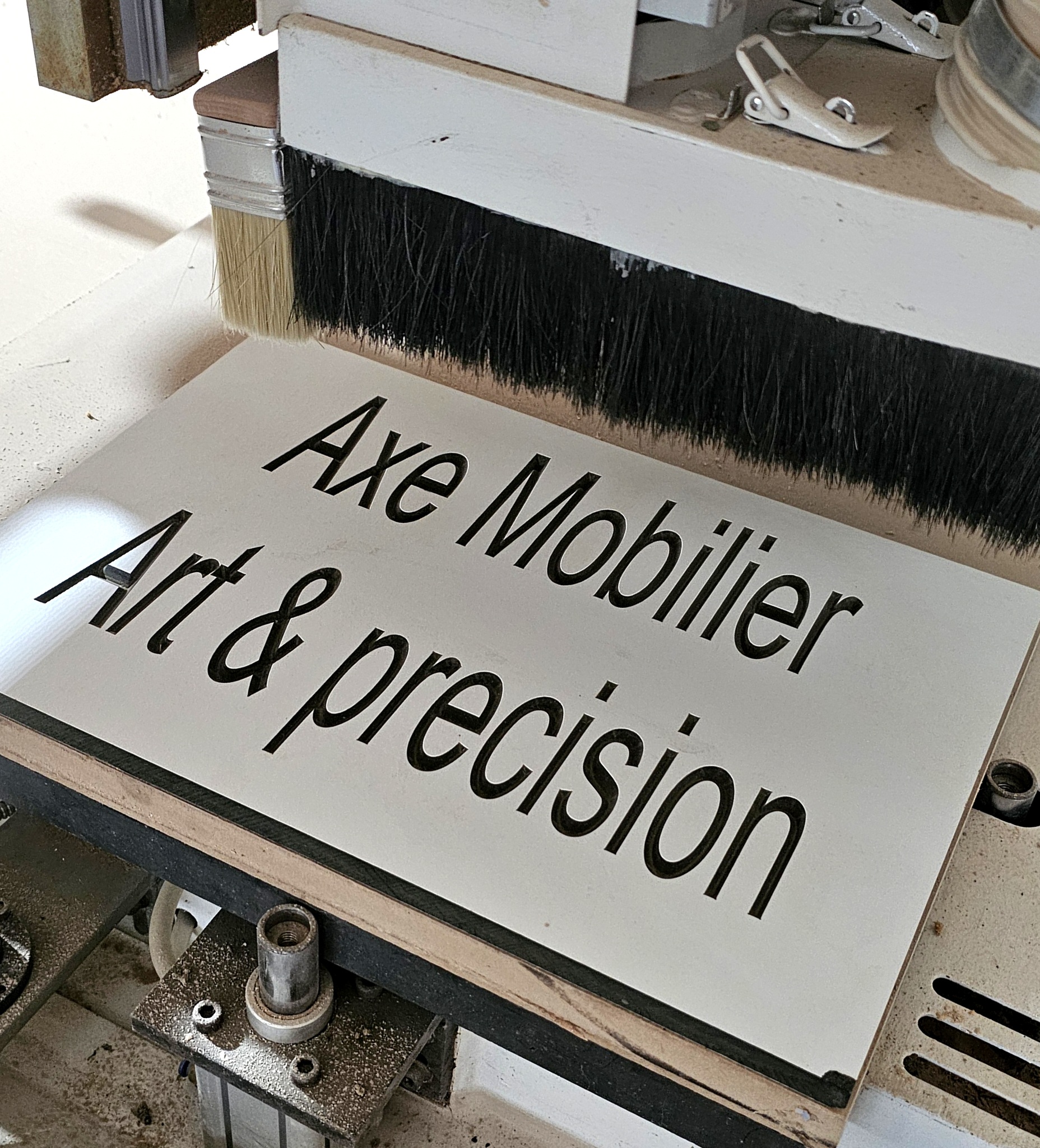 CNC Precision - Prelucrare CNC 3 axe pentru tâmplari